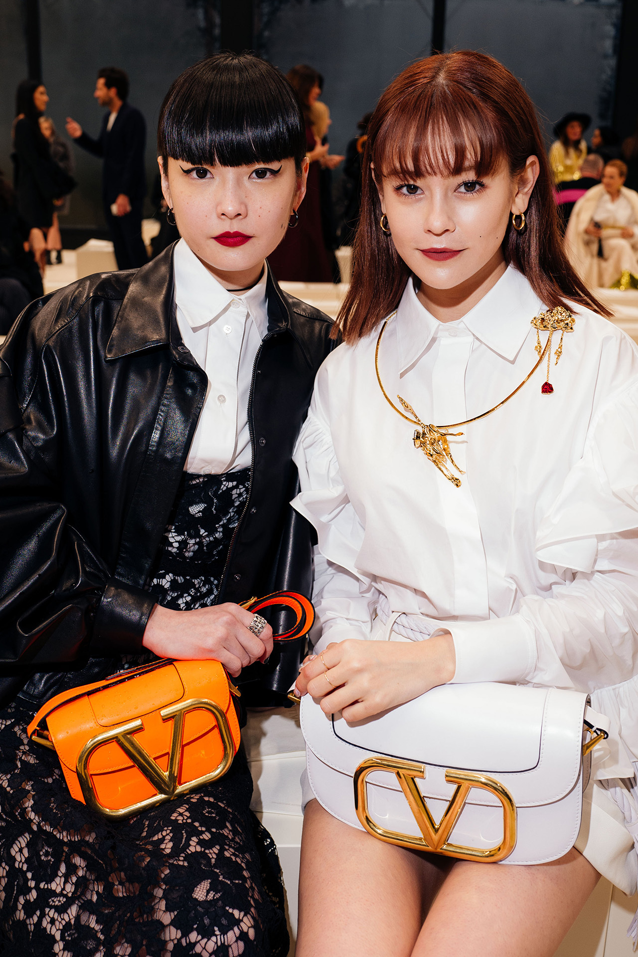 KOZUE AKIMOTO 与 EMMA